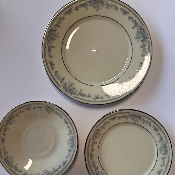 Lenox | Kitchen | Vintage Set 1 Lenox Reverie Dinner Plates Fine ...